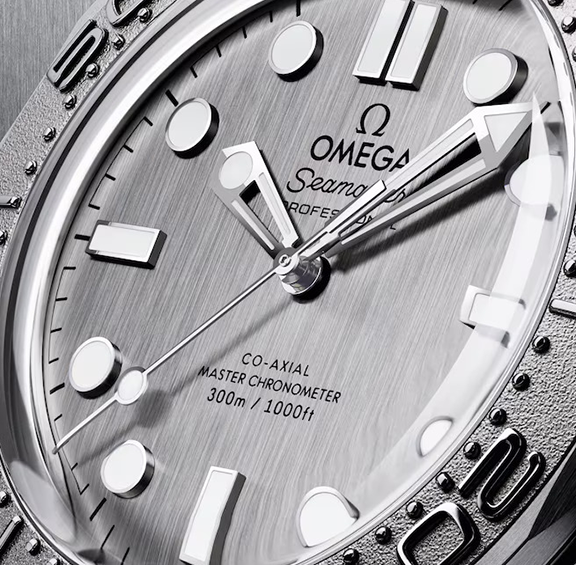 OMEGA Seamaster Diver 300m, 42mm with Steel Bracelet | Fink's